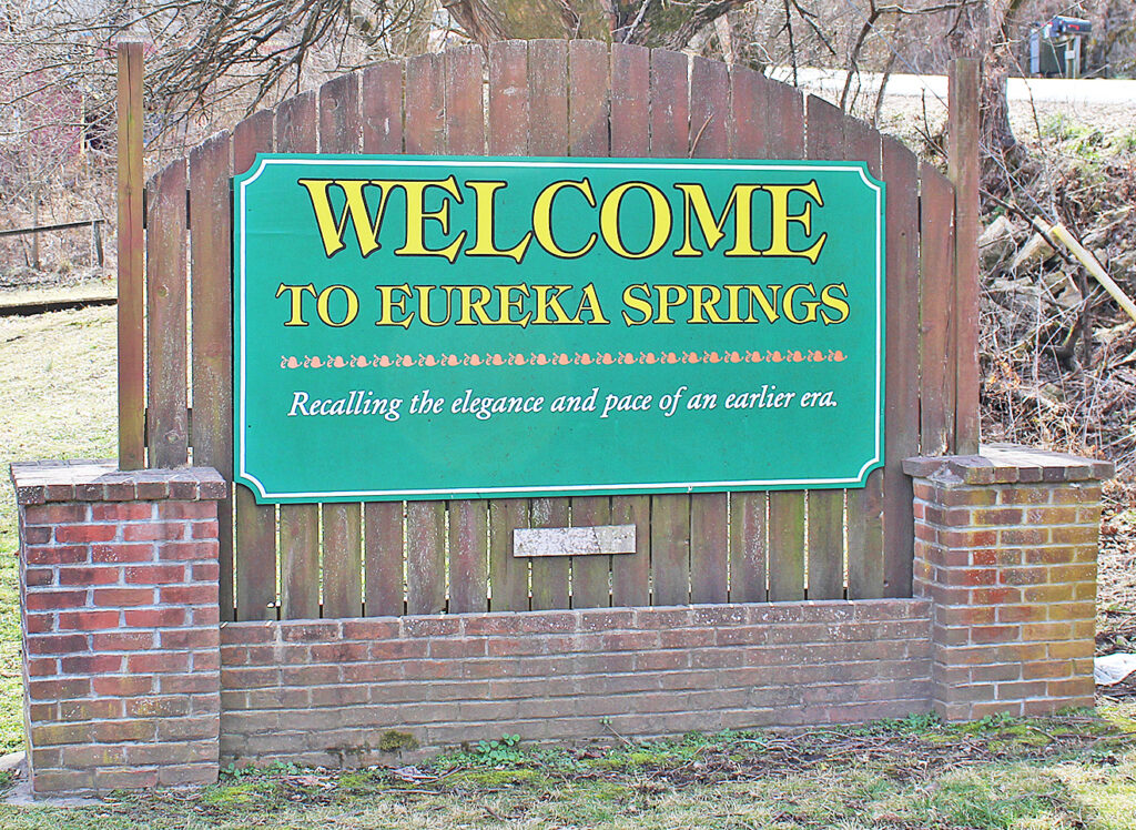 Affordable housing pitch gets favorable response - Eureka Spring Times-Echo