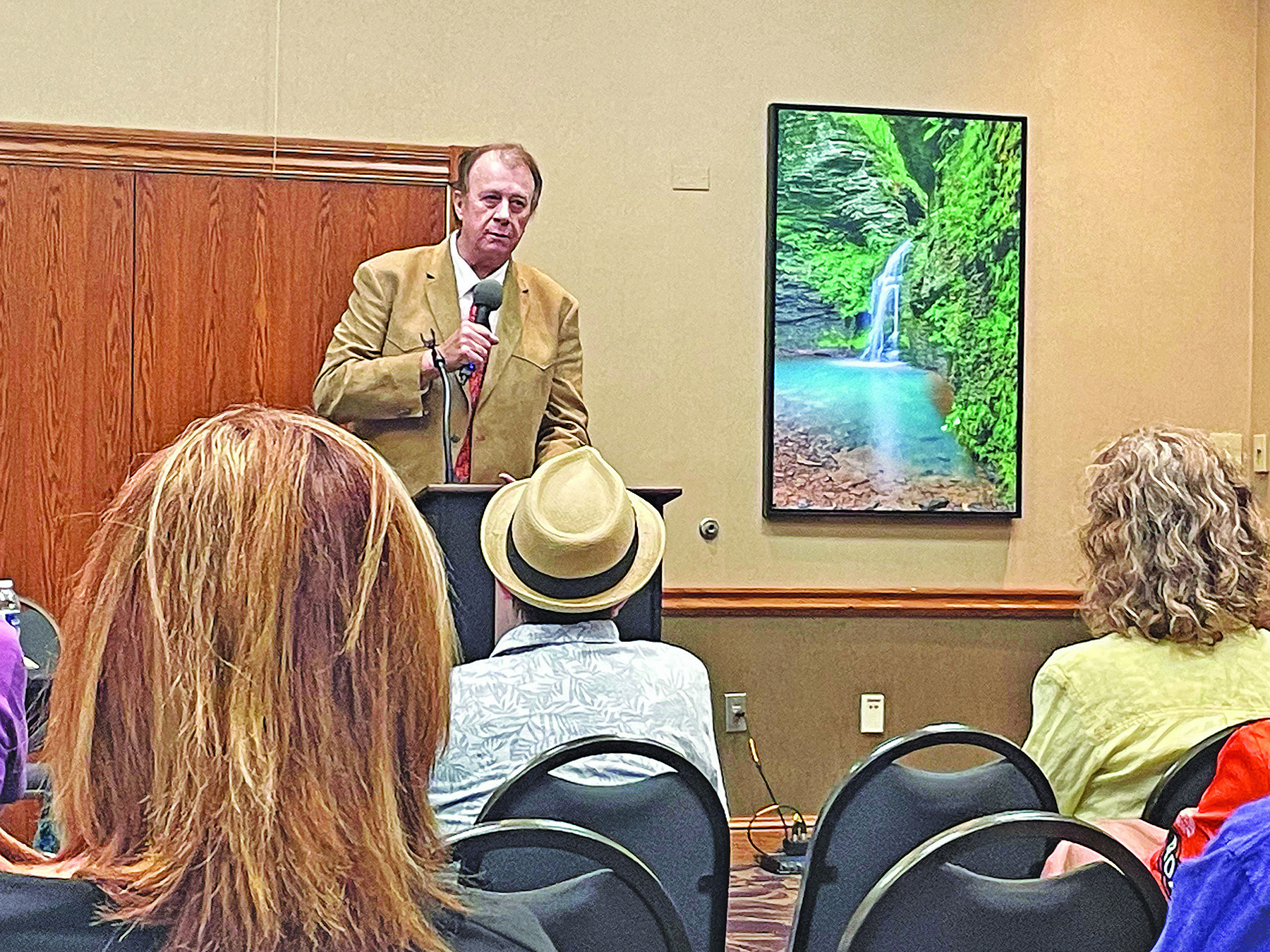 Business leaders speak in support of CAPC - Eureka Spring Times-Echo